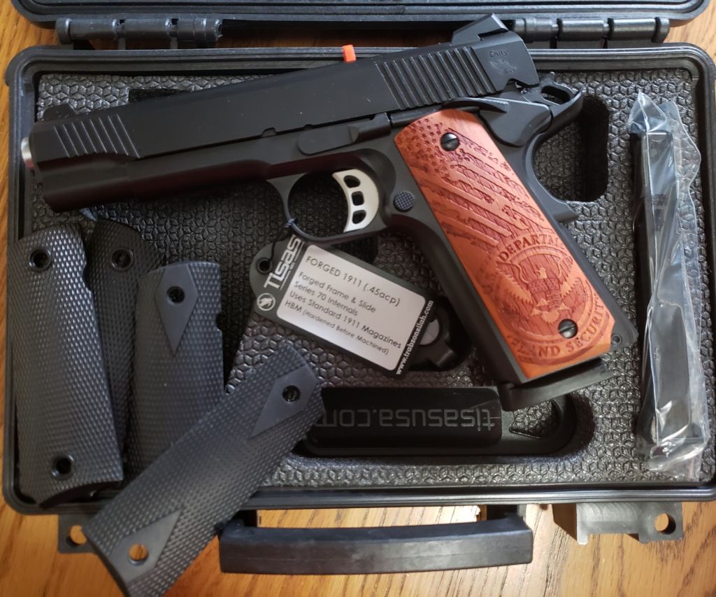 Tisas TRUMP Border Patrol/DHS 1911 DUTY B45 Black with 3 Sets of Grips ...